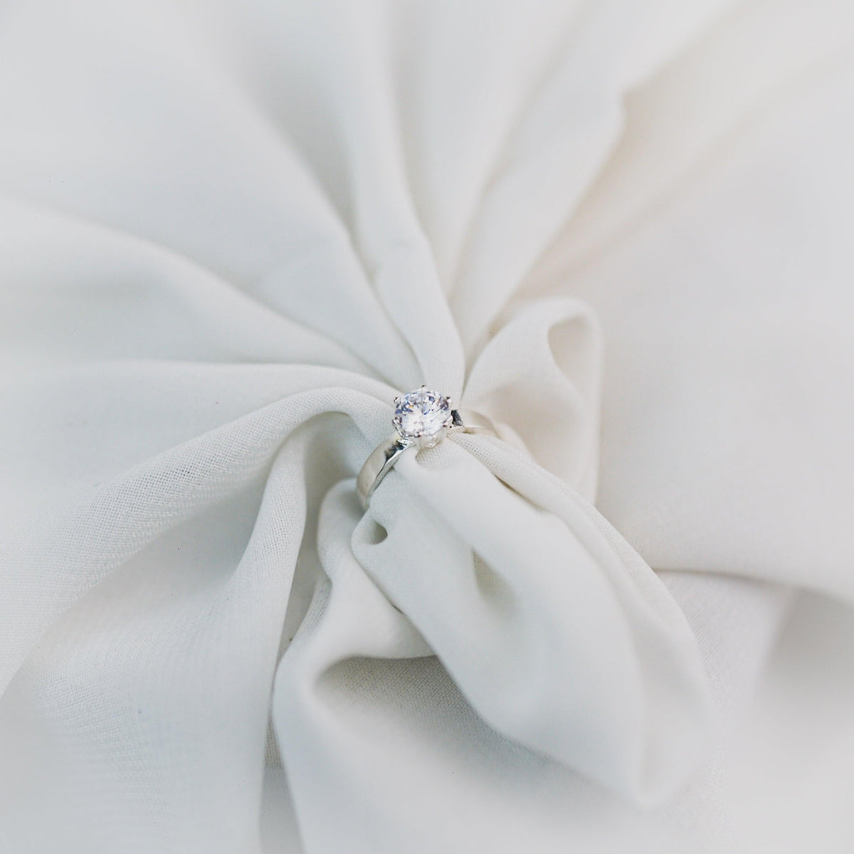 Single Stone Solitaire Silver Ring – AlShaikh Jewellers